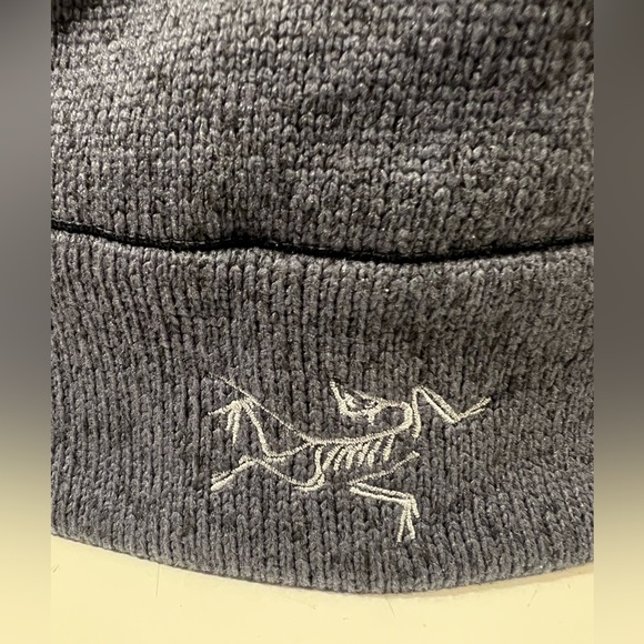 Arc'teryx | Accessories | Arcteryx Covert Beanie | Poshmark